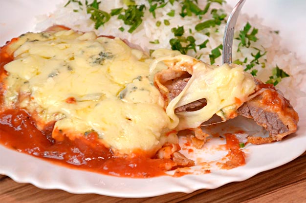 Culinária - Bife à parmegiana - Jornal do Dia Culinária - Bife à parmegiana - Jornal do Dia