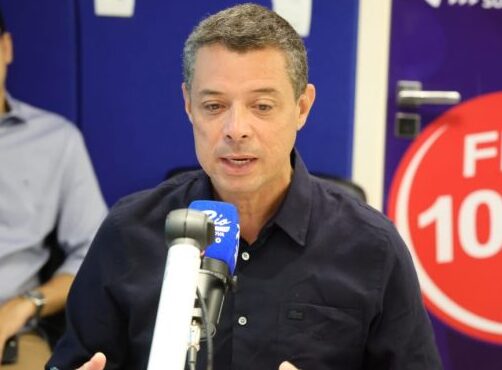 Governador assina decreto que reserva 50% dos CCs do Estado para ... Governador assina decreto que reserva 50% dos CCs do Estado para ...